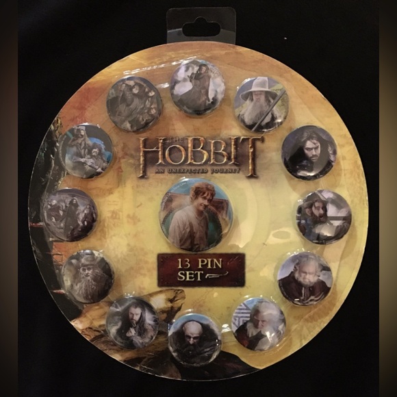 Warner Bros. | Other | Warner Bros The Hobbit 3 Metal Can Badges Pin ...